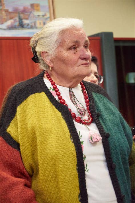 Відзнаку «Почесний громадянин Луцької міської територіальної громади вручили мамі загиблого