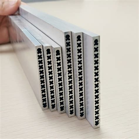 3003传热铝合金多通道mpe管 铝 铝 铝合金管 供应 苏州正和铝业有限公司