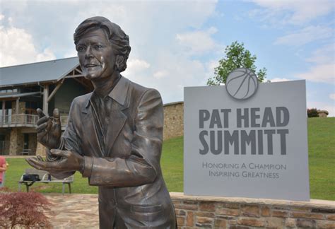 Photos Dedication Of The Pat Head Summitt Legacy Plaza
