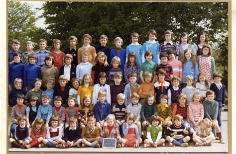 Photo De Classe Ecole Primaire St Joseph De 1977 Ecole Saint Joseph