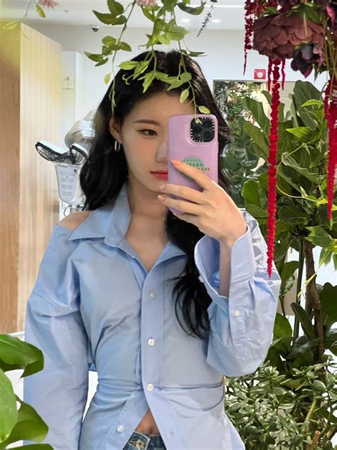 Yongin K Pop South Korean Girls Korean Girl Groups Itz Me Hyun A Kpop Outfits Photo