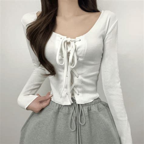 [청순섹시 허리쏙] 아일렛 코르셋 굴림 크롭 긴팔티 4color 에이블리