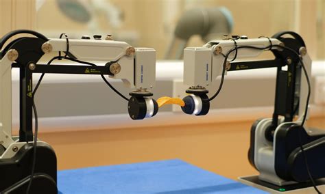 Two Handed Touchy Feely Robot Can Pick A Peck Of Pickled Pringles Process Engineering