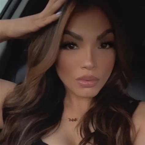 Jess Jess Sylvia Threads Say More