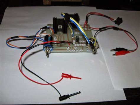 How To Use LM For Making A Variable Power Supply Circuit Homemade Circuit Projects