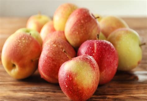 여러분 어르신 장바구니에 언제쯤 과일이 담길까요