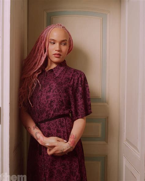 Robert De Niros Daughter Airyn Comes Out As Trans Us Weekly