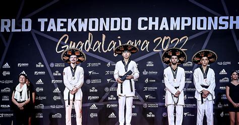 한국 태권도 권도윤 멕시코 세계선수권서 깜짝 금메달 획득