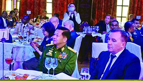 နိုင်ငံတော်စီမံအုပ်ချုပ်ရေးကောင်စီဥက္ကဋ္ဌ၊ တပ်မတော်ကာကွယ်ရေးဦးစီးချုပ