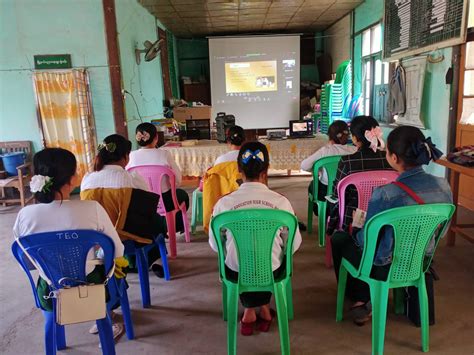 ဟိုပန်၌ Grade 5 သင်ရိုးသစ် နည်းပြ အွန်လိုင်း သင်တန်း စတင်ဖွင့်လှစ်သင်ကြား Information And