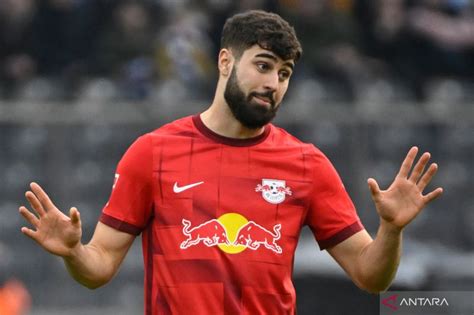 Manchaster City Reportedly Reaches Personal Agreement With Josko Gvardiol