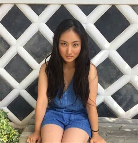 Pin By Hendy Prasetyo On Saaya Irie Blog Photo Women Beautiful Asian