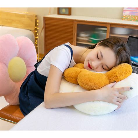 เบาะดอกไม้ น่ารักมาก เบาะรองนั่ง หมอนอิง เบาะ หมอนข้าง หมอนโซฟา ตุ๊กตา Shopee Thailand