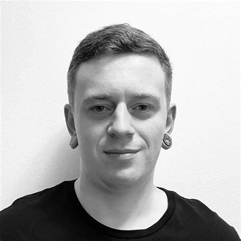 Manuel Gruber Trainee AraCom IT Services GmbH XING
