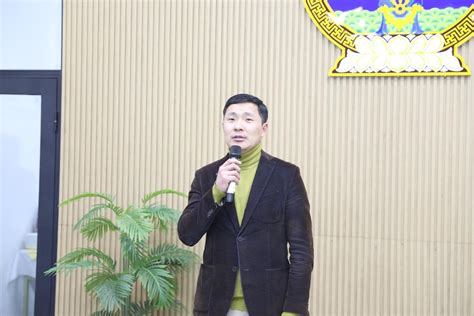 Өмнөговь ХАНБОГД СУМЫН “ЦАГААН ХАД” СУУРЬШЛЫН БҮСЭД Facebook