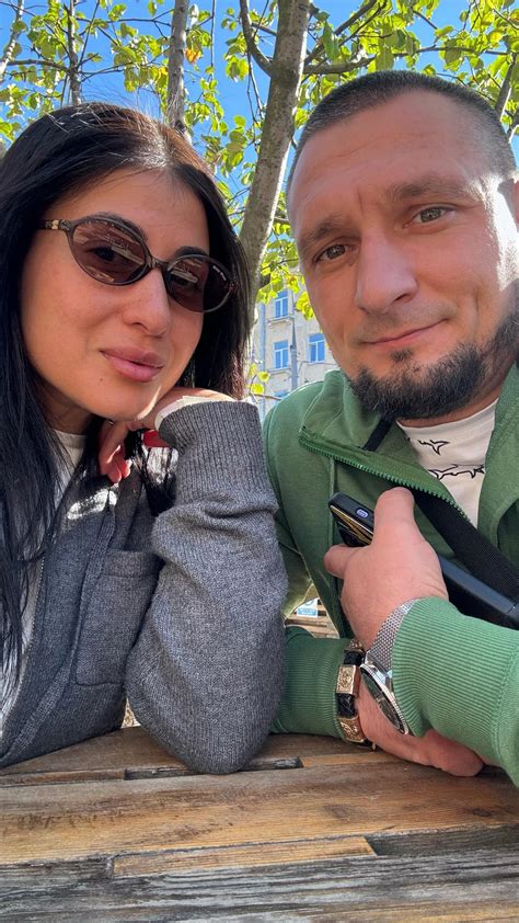 Завтра мы едем в реабилитацию Везем туда вещи потому что многие