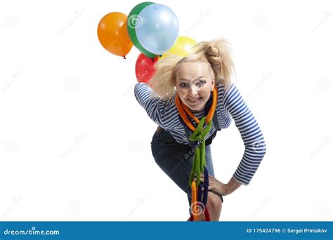 Chica Payasa Con Globos Foto De Archivo Imagen De Manojo 175424796