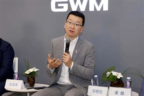 车展访谈 刘艳钊魏牌在欧洲与BBA直接竞争 凤凰网