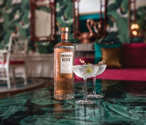 Why The Absolute Best Martinis Are Made With Vodka Maxim