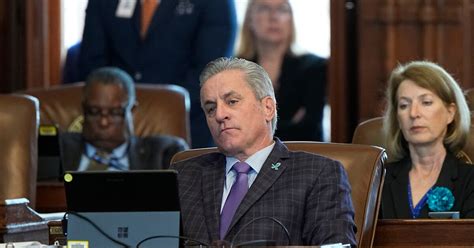 Texas Fracasa Propuesta Para Elevar Edad Para Comprar Ciertas Armas