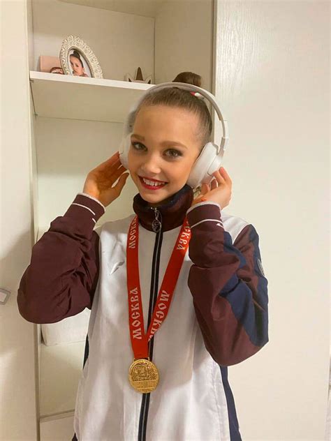 Tinaflexible New Тina