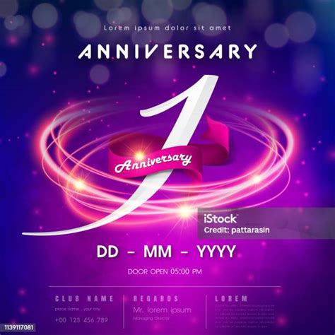 보라색 추상 미래 공간 배경에 1 년 기념일 로고 템플릿 하이테크 네트워크 디지털 기술 개념 디자인 요소와 숫자를 축 하 1 차 현대 기술 디자인 광고에 대한 스톡 벡터