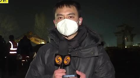 凤凰记者直击青海救援现场消防人员徒手挖掘有灾民被救 凤凰网视频 凤凰网