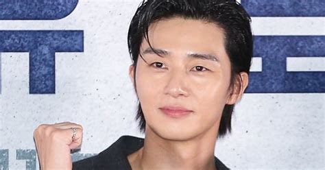 포토 박서준 이마가 예쁜 헤어 스타일