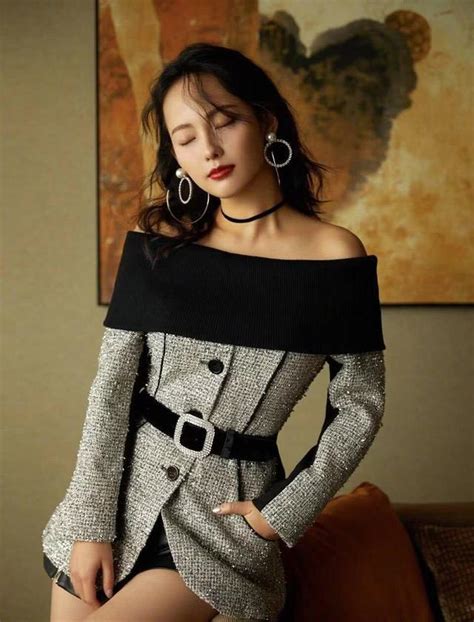 「最美香妃」張嘉倪秀細腿產後恢復神速，好氣質不輸甜美人妻大s 每日頭條