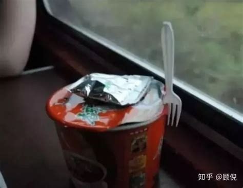 与绿皮火车有关的日子 百科TA说