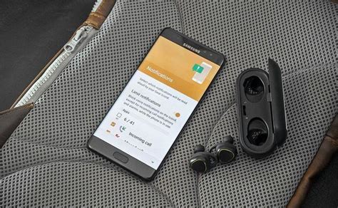 Как подключить Bluetooth гарнитуру к телефону