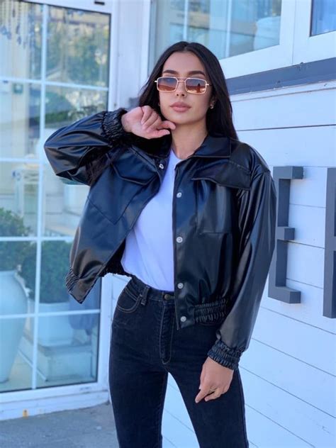 Бомбер — ціна 690 грн у каталозі Куртки Купити жіночі речі за доступною ціною на Шафі Україна