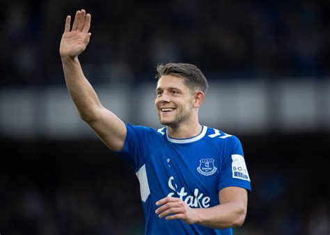 Tarkowski Shares What Coleman Texted Him Days Before He Joined Everton