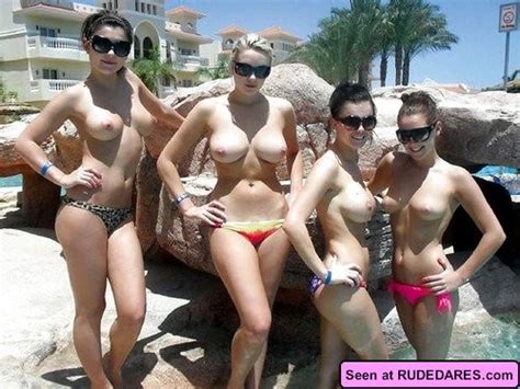 Girlfriends Caught Flashing Porn Pictures Xxx Photos Sex Images 2709202 Pictoa