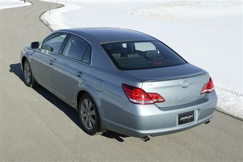 Toyota Avalon 2006