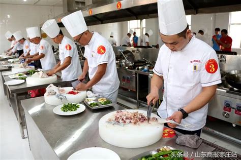 山東棗莊賽炒辣子雞 喜迎豐收節 每日頭條