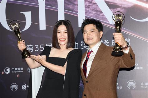 金曲35／律師歌手蘇明淵2度奪台語歌王 曝老父住院插管激動淚崩