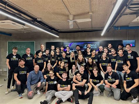 Programación Orientada A Objetos Clases Atributos Y Métodos By