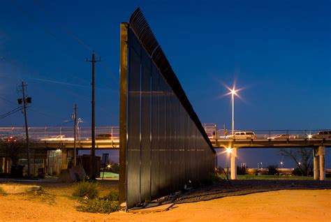 Piedras Negras Mexico Border Crossing