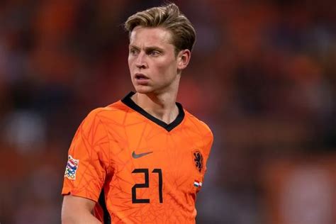 Fans All Say Frenkie De Jong Already Sounds Like Man Utd Player After Disappointment Daily Star