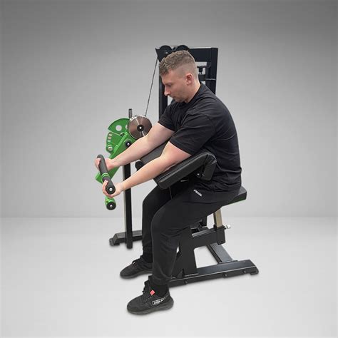 Machine Seated Bicep Curl