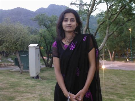 Indian Actress And Actors Beautiful Pakistani Girls Wallpapers