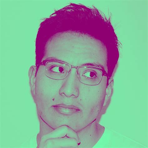 Daniel Macias Medium