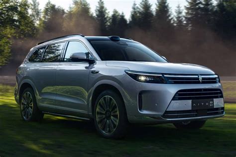 【问界m7图片 汽车图片大全】 易车