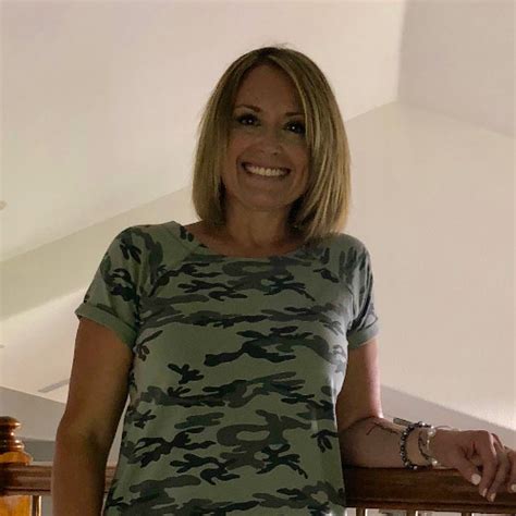 Lisa Cecchini Manager Physicians Weight Loss Centers Corporate Linkedin