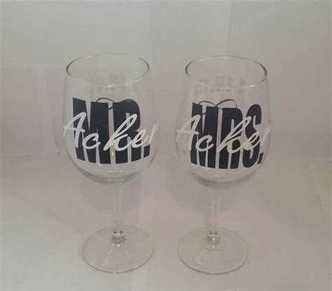 His And Her Wine Glass Set Bride And Groom By Siplysophisticated