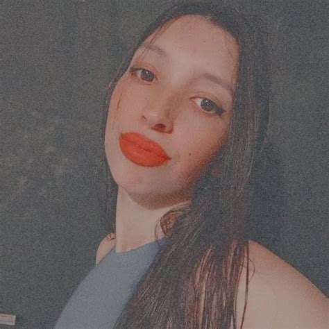 Lara Sanchez Laralsanchez On Threads