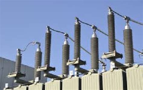 Insulators Different Types Working With Their Applications