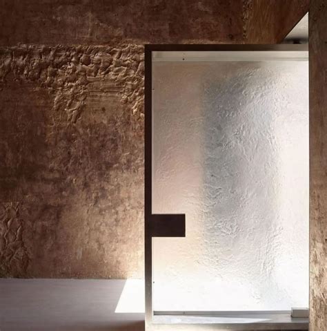 Siyadi Pearl Museum Pearl Glass Door Stone Frame Door Textured