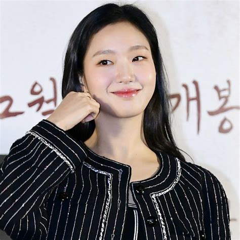 [잡담] 김고은 영화 영웅 제작발표회 인스티즈 Instiz 드영배 카테고리